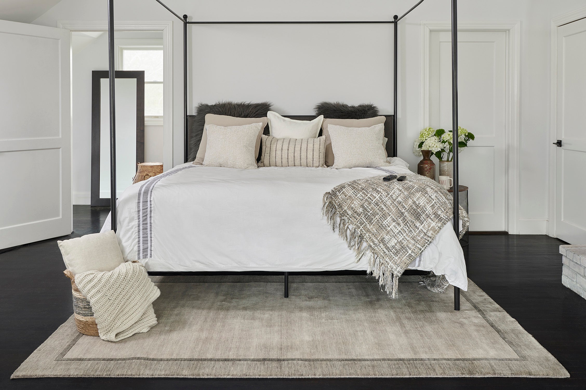 BEC-1 GREY | Momeni Area Rugs